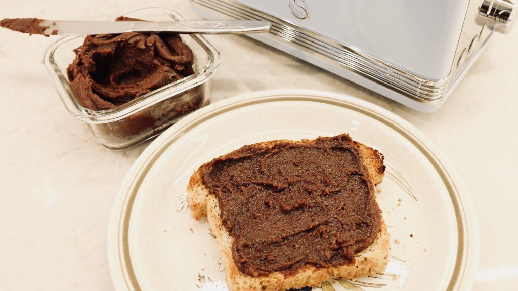 Healthy Hazelnut Spread · CASSIDYALEXA